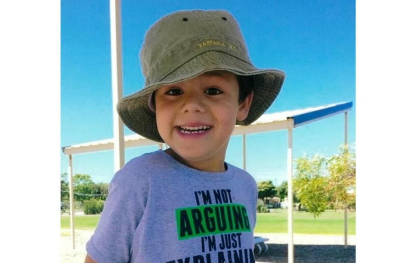 Un copil a murit la școală, după ce s-a înecat cu o nectarină. Tragedia ar fi putut fi evitată ...