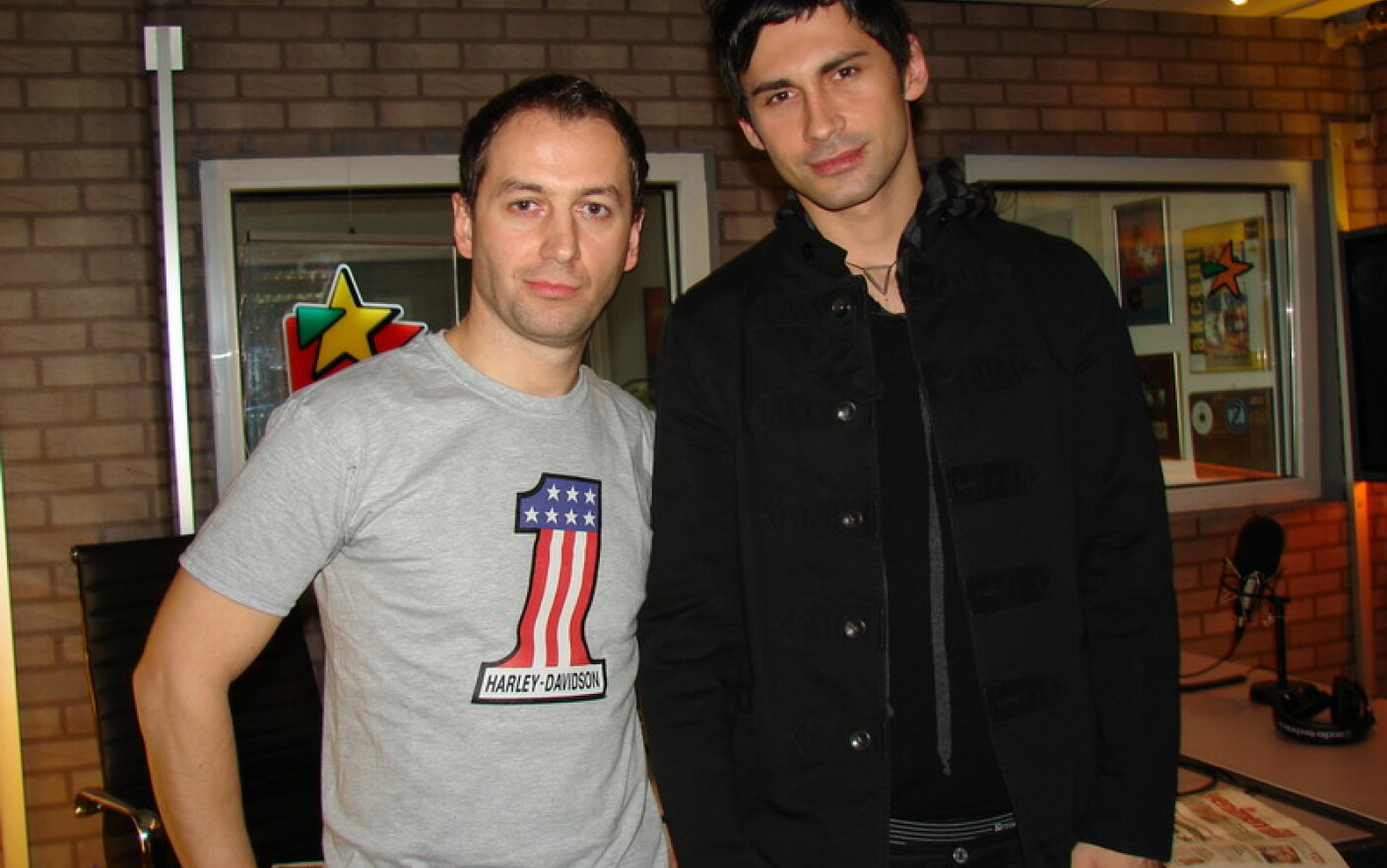 Dan Balan vine in Romania in luna martie insotit de fetele din ...