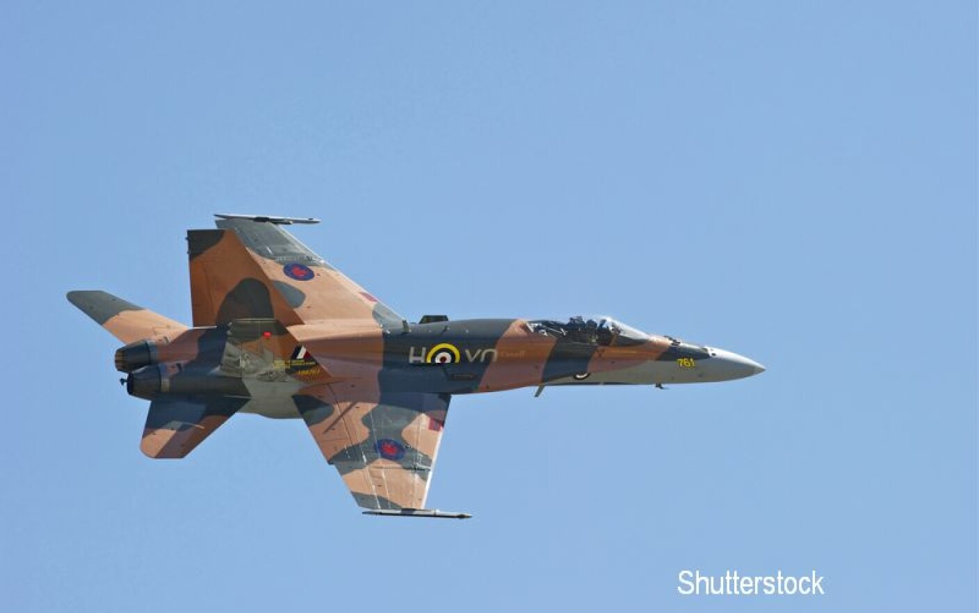 Un avion de lupta canadian, CF-18, s-a prabusit, iar pilotul a murit ...
