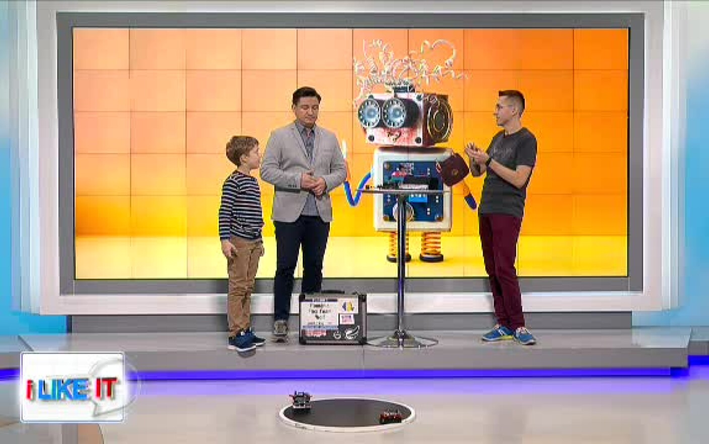 Lupte între roboți la iLikeIT. Cine a câștigat - Stirileprotv.ro