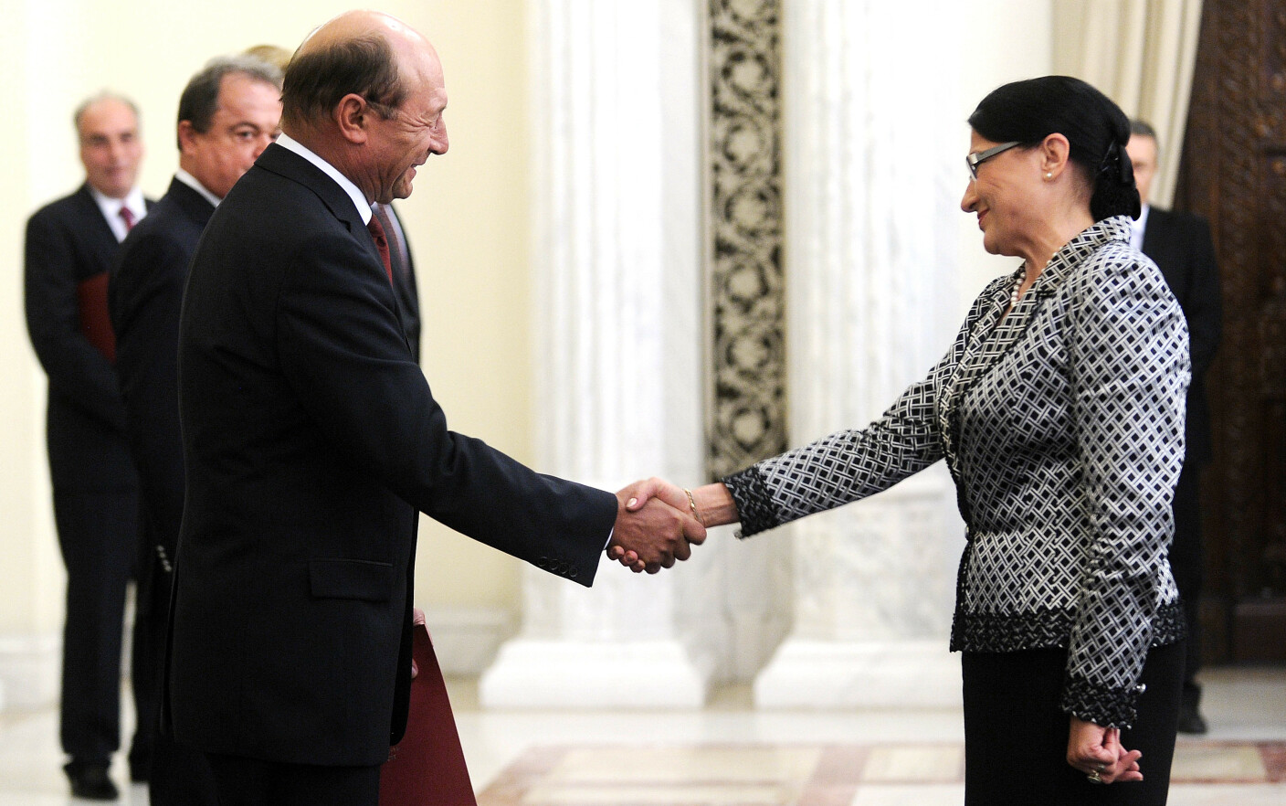 Traian Băsescu: ”Ecaterina Andronescu, blestemul sistemului de educaţie ...