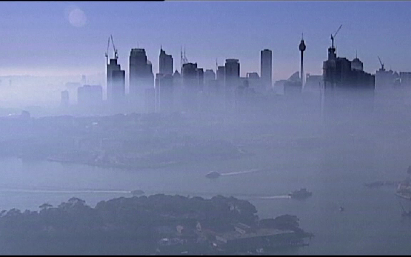 Imagini apocaliptice în Sydney. Orașul, acoperit de fum după incendiile ...