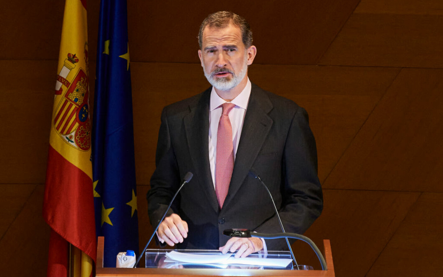 Regele Spaniei, în carantină, după ce a intrat în contact cu o persoană ...