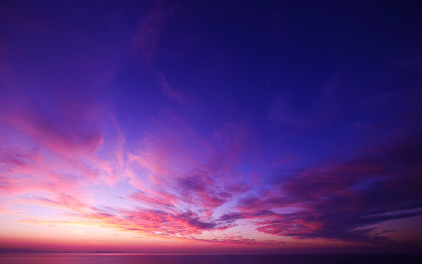 Fenomen neobișnuit pe cerul unui oraș din Suedia. Ce au văzut ...