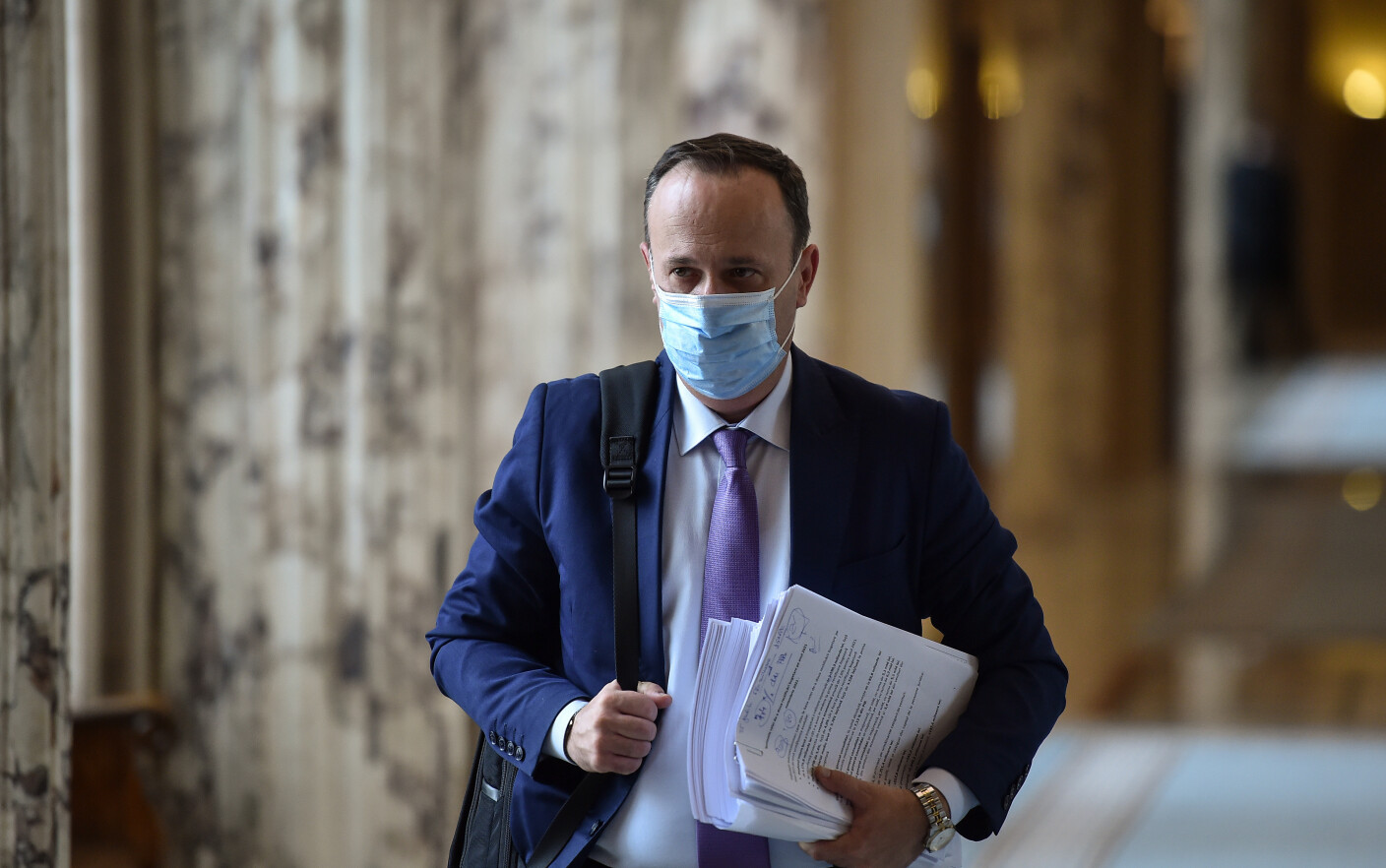 Adrian Câciu: Nu ştiu de ce este domnul preşedinte Cîţu atât de ...