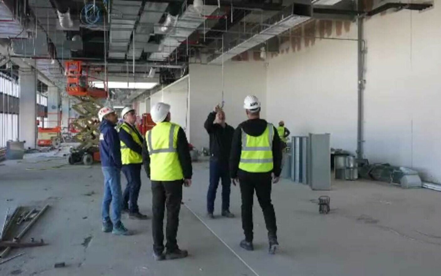 Cei doi tineri arhitecți care fac proiectul României viitoare. Bogdan ...