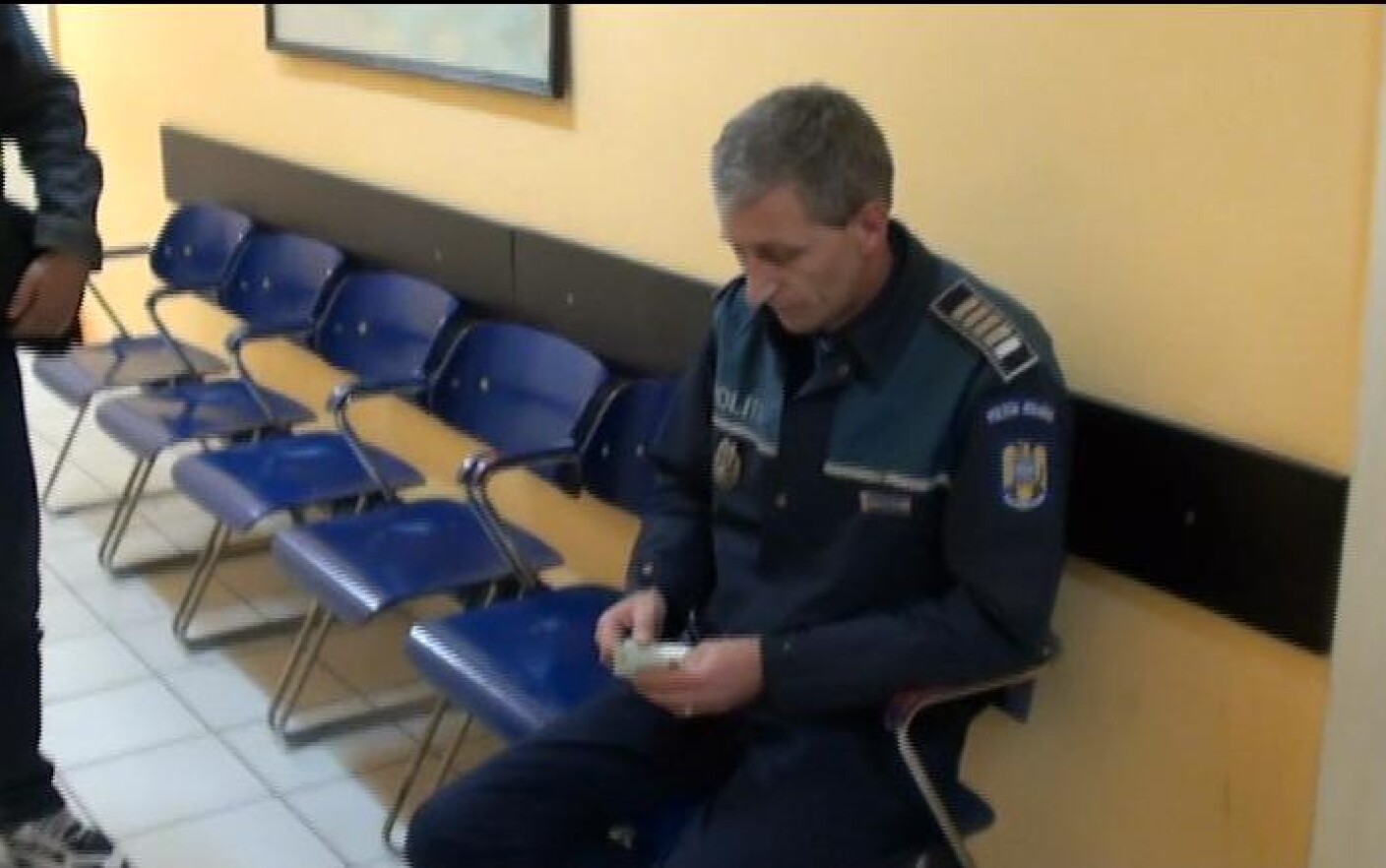 Politist retinut pentru trafic de influenta. Ce i-a promis unui sofer ...