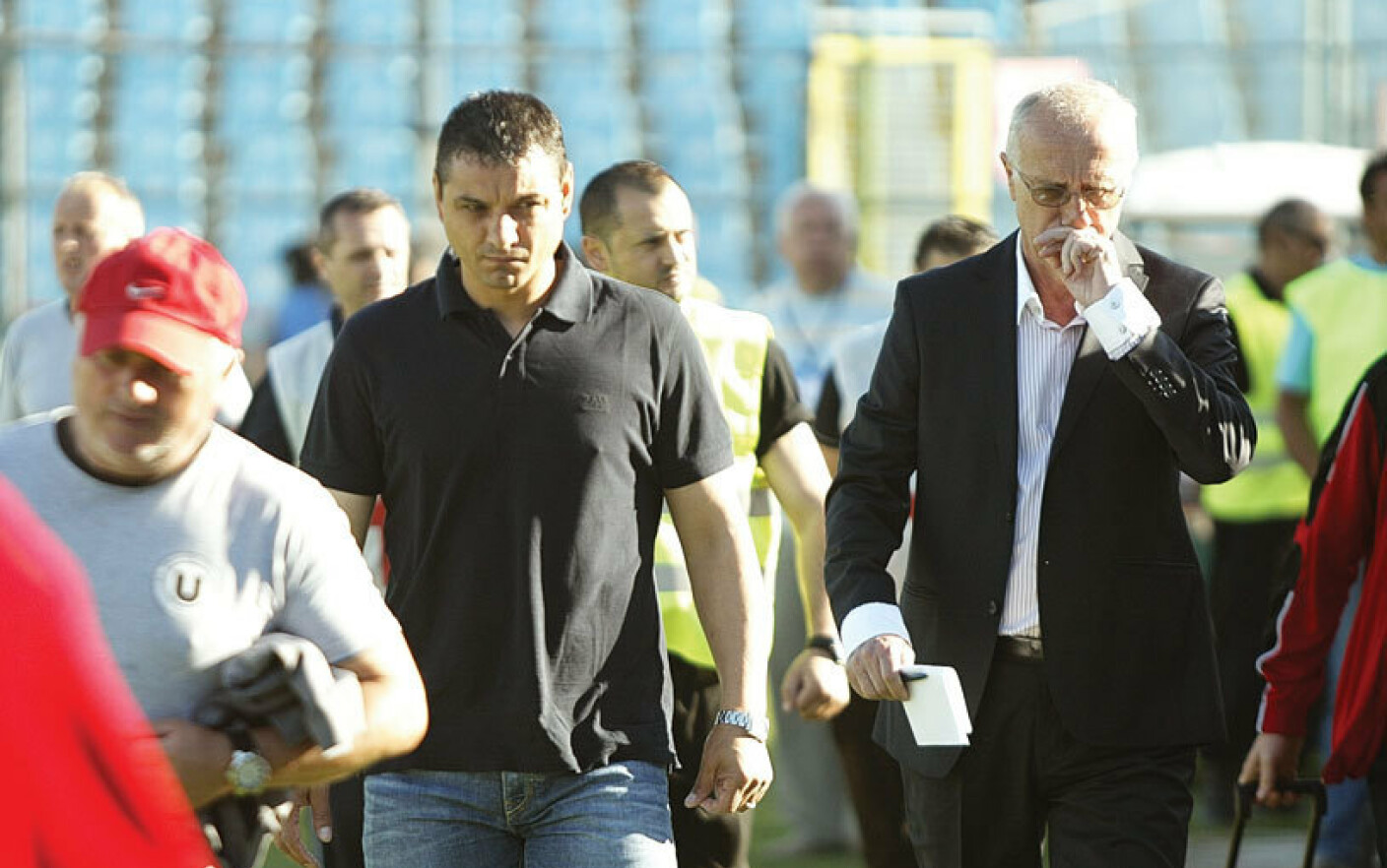 "U" a plecat in cantonament fara Ganea! Varianta surpriza pentru ...