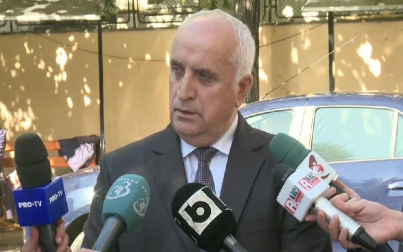 Ion Dumitru, fostul director general al Romsilva, cere statului ...