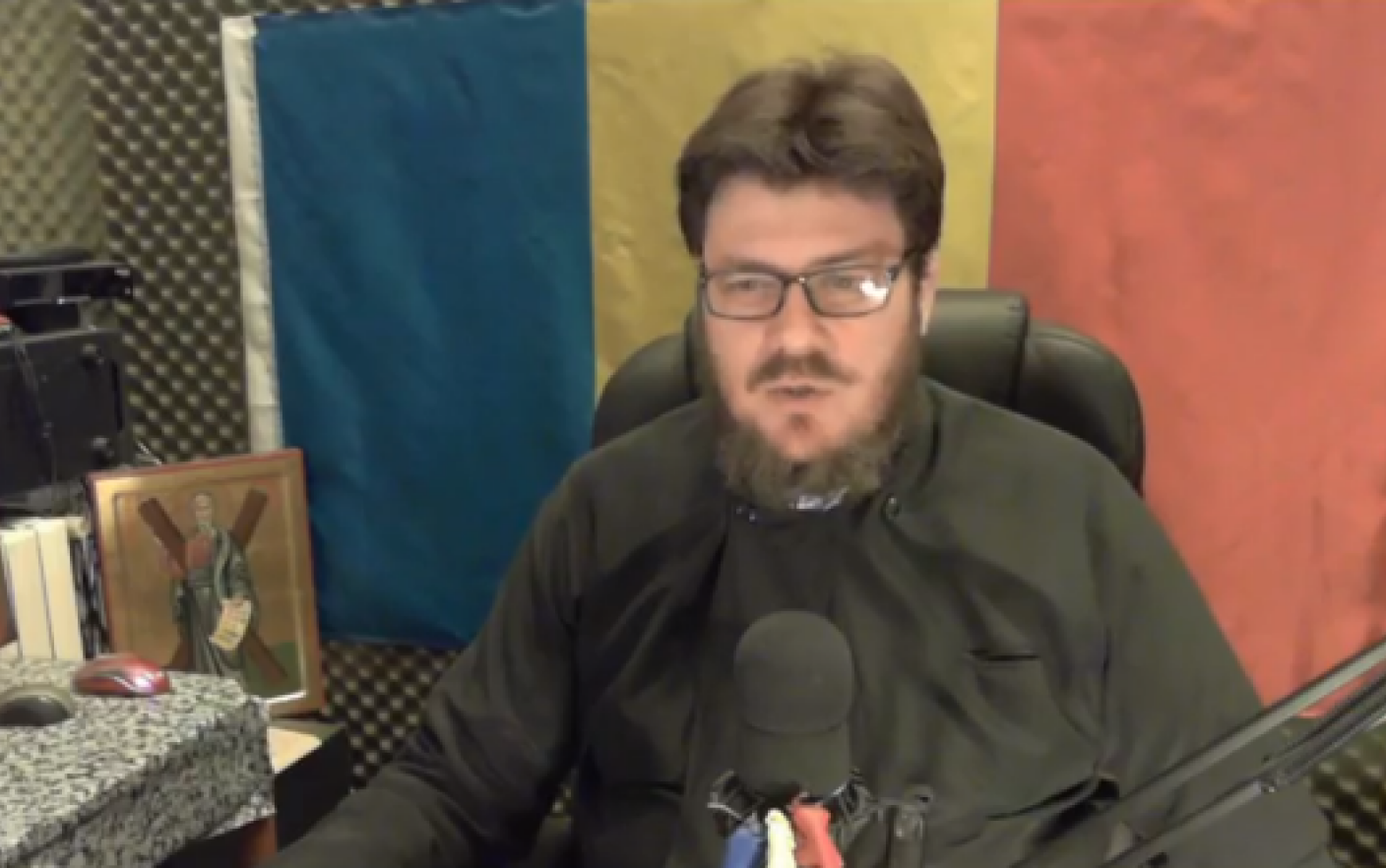 Preot român, despre hărțuirea sexuală: ”Vedetele alea nu cumva s-au ...