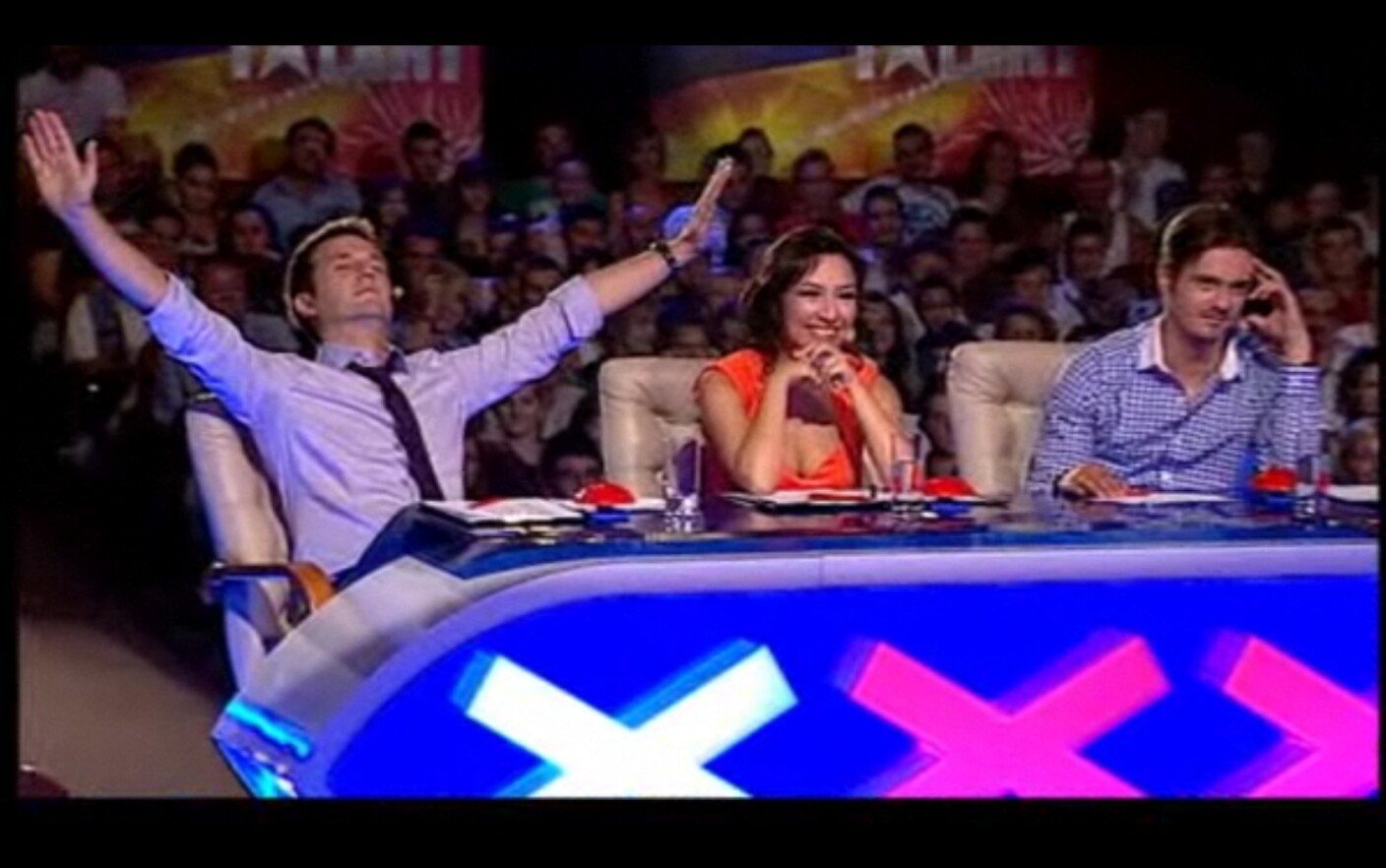 Caravana emisiunii "Romanii au talent" i-a adus o surpriza lui Edi ...