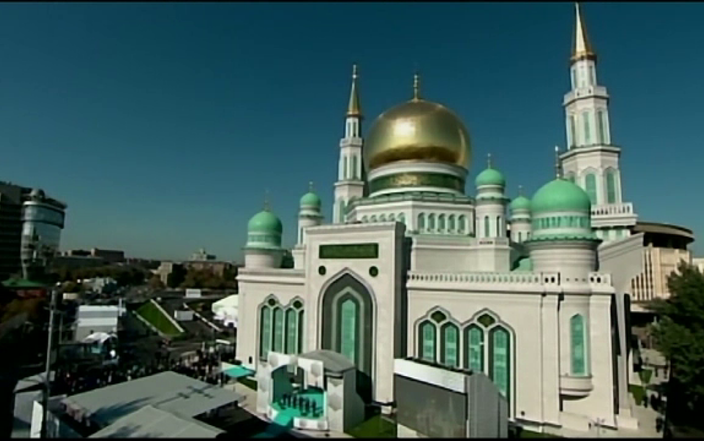 Una din cele mai mari moschei din Europa, inaugurata in Moscova. Cum ...