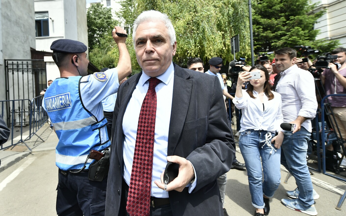 Adrian Severin: ”Cei care salută nenorocirea copiilor lui Dragnea nu ...