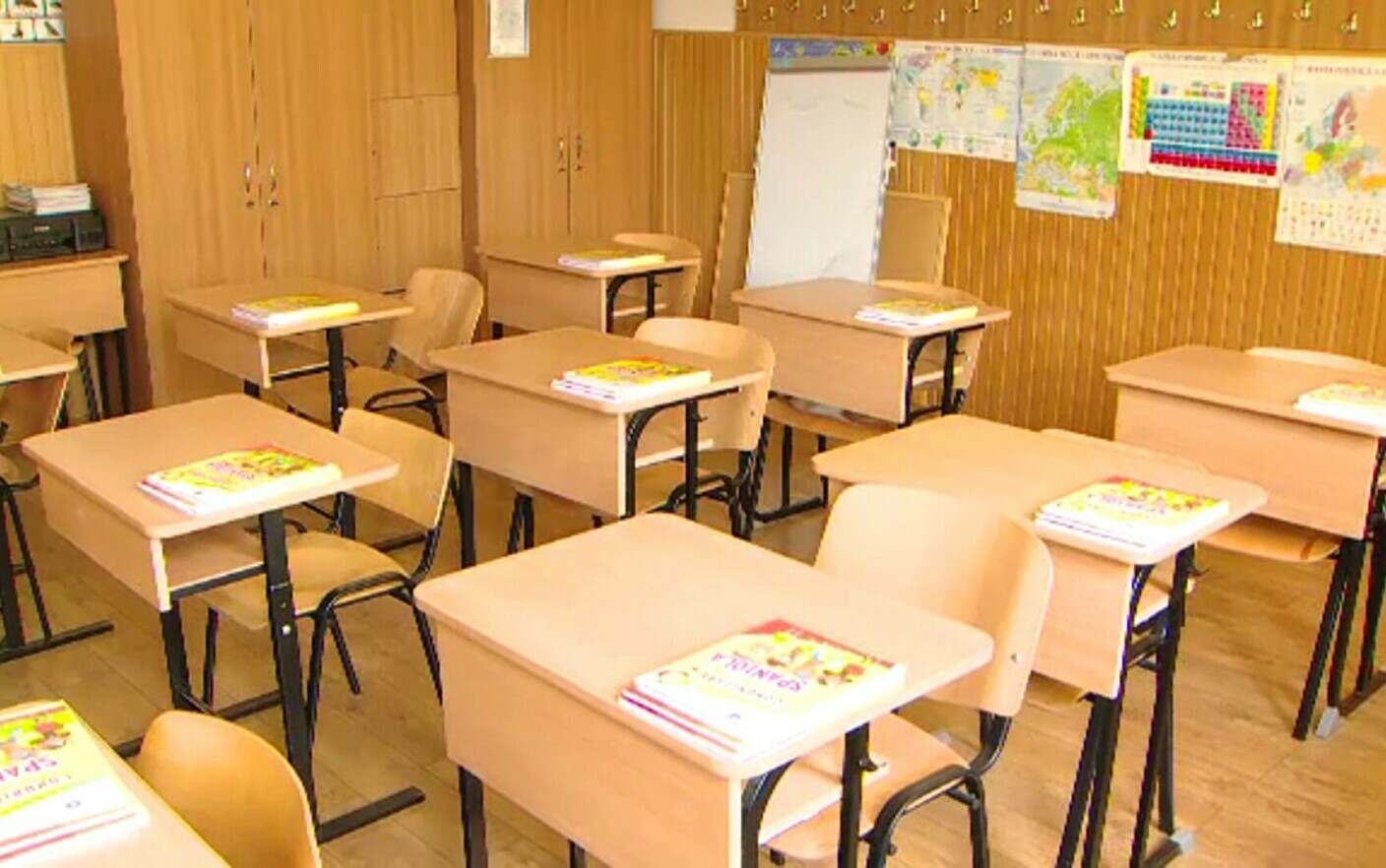 Începe școala. Pregătirile sunt pe ultima sută de metri. Vor avea sau ...