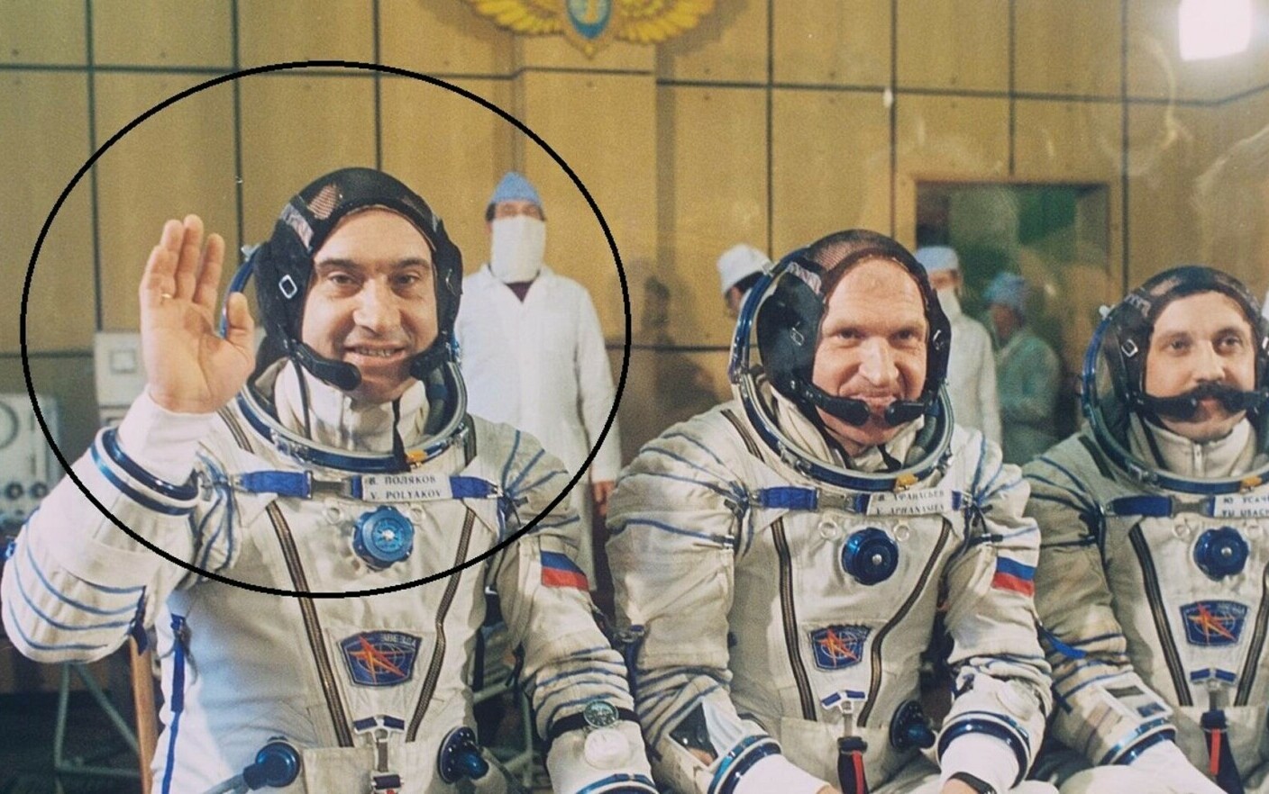 A murit cosmonautul rus Valeri Poliakov, deținătorul recordului pentru ...