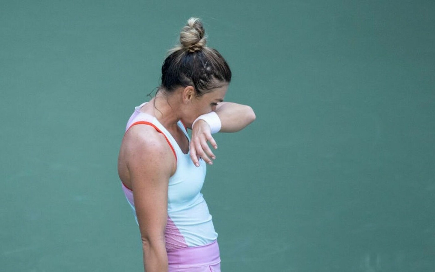 Ce transformare! Cum arată Simona Halep după ce s-a operat la nas ...