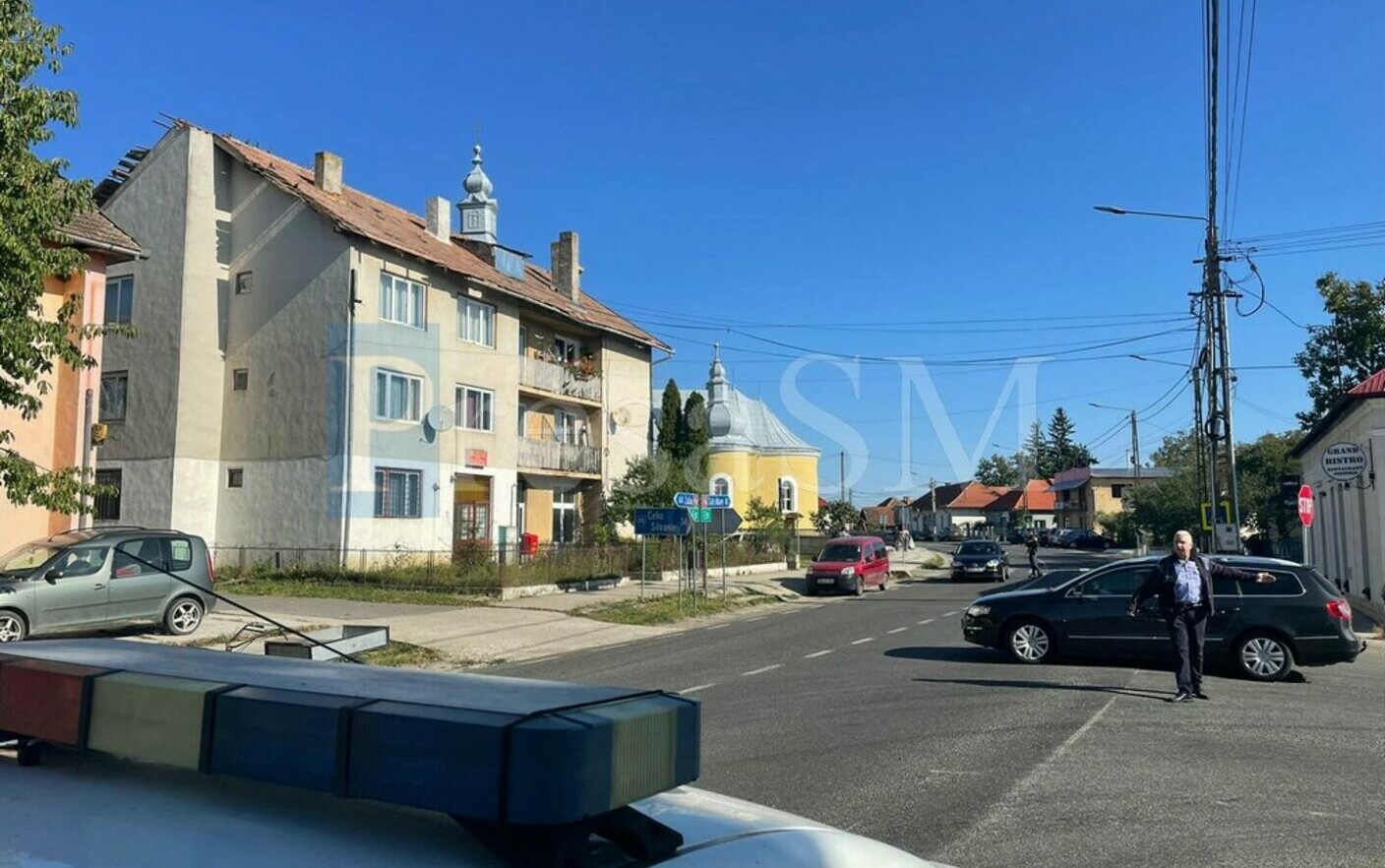 Perimetru de protecţie de 800 de metri în jurul zonei de unde iese apă ...