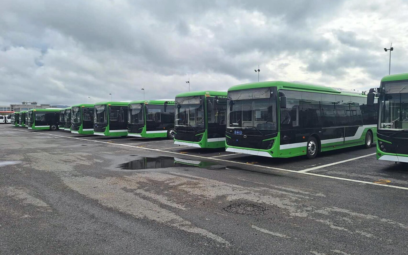 Cum arată cele 100 de autobuze electrice cumpărate de Primăria ...
