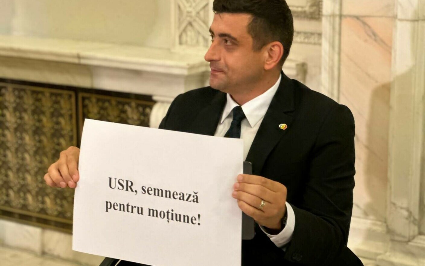 Partidele din opoziție se ceartă pe moțiunea de cenzură împotriva lui ...