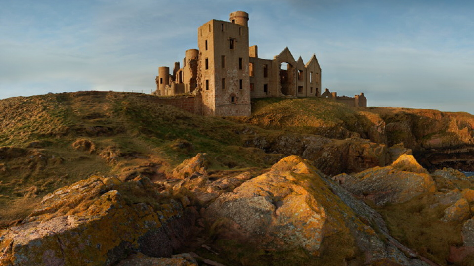 Contele Dracula s-a mutat in ... Egipt, intr-un parc de distractii ...