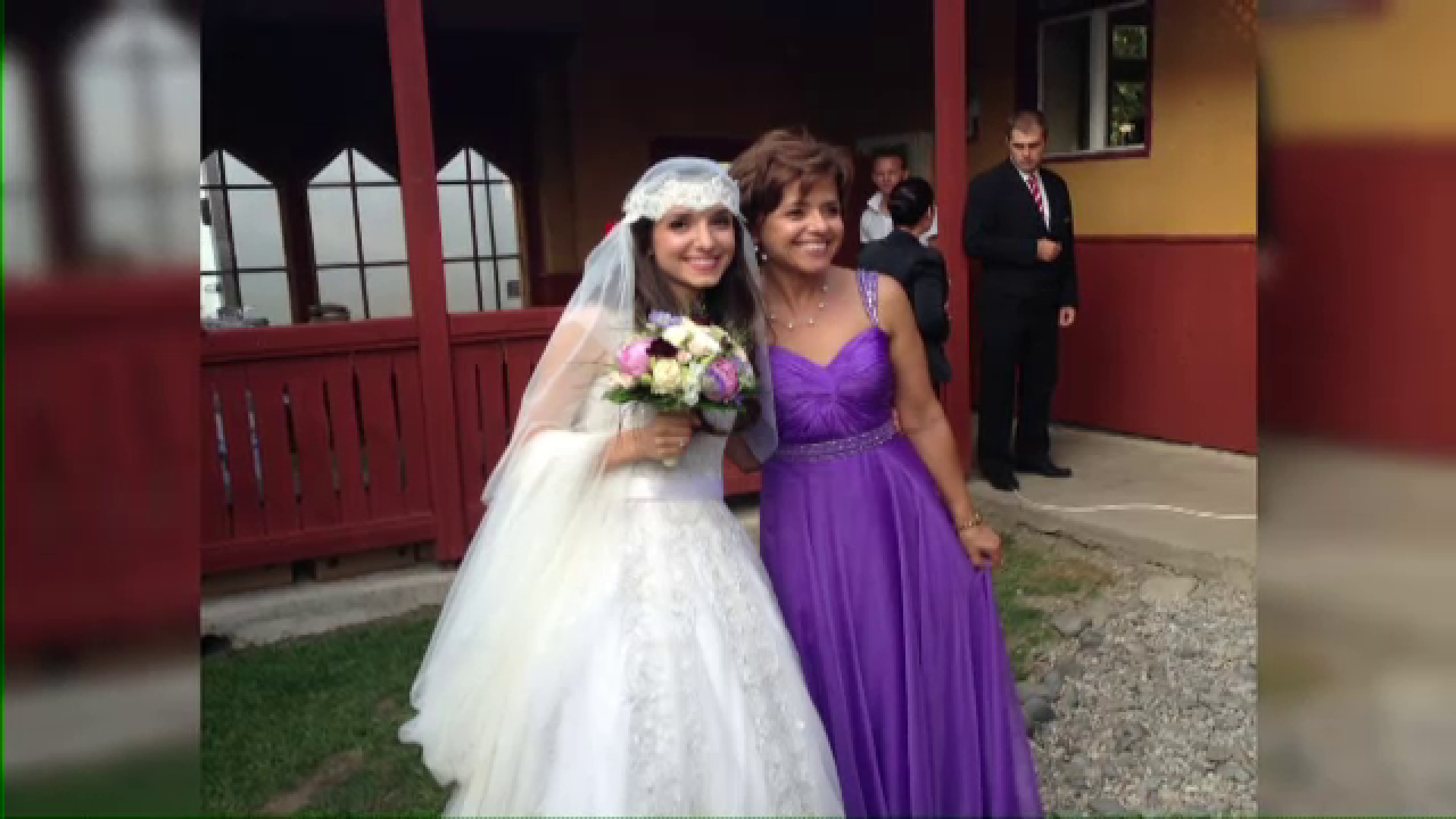 Fiica lui George Copos s-a casatorit cu iubitul ei columbian. Cum a ...