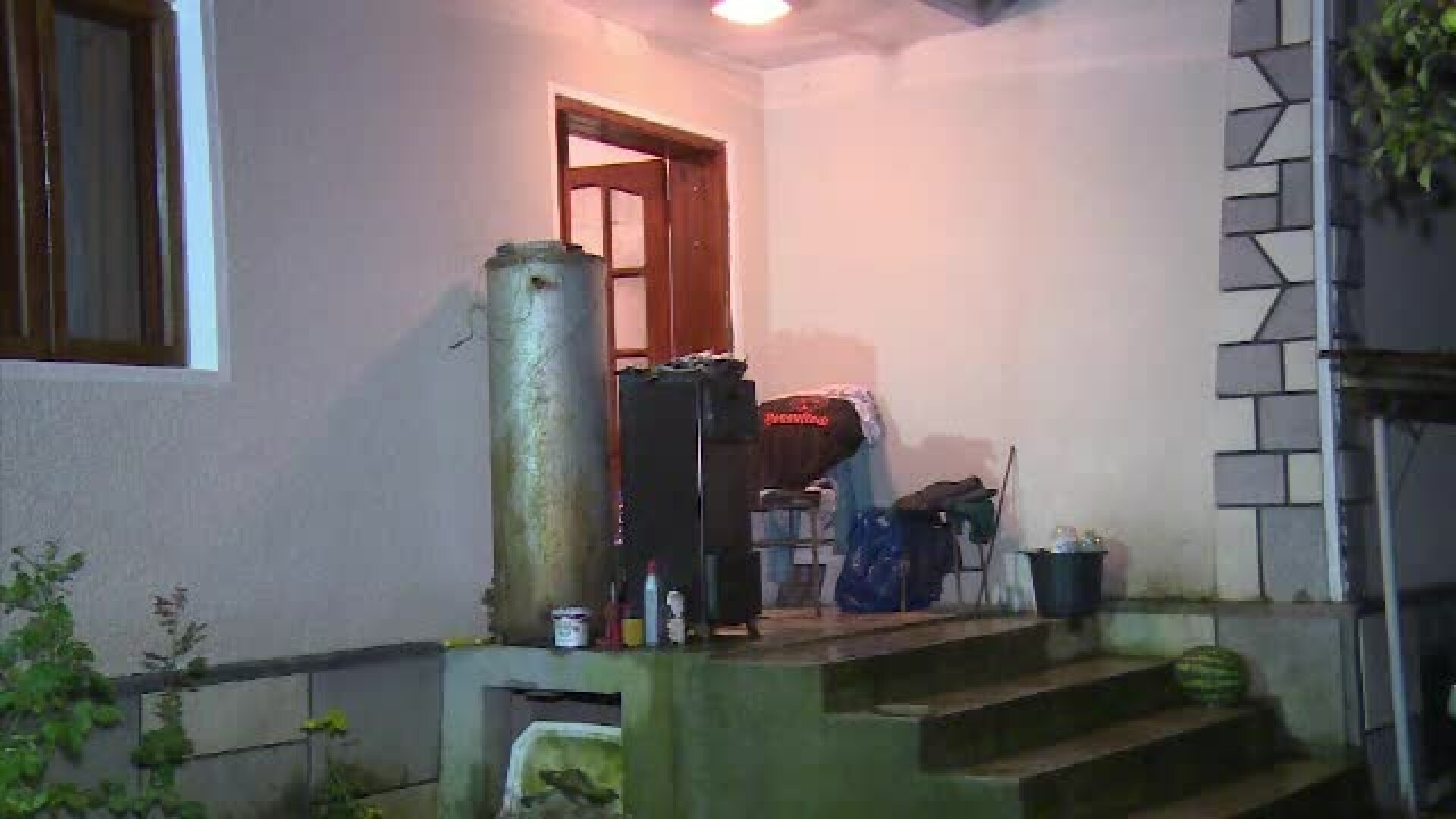 Un bărbat a murit într-un cazan cu borhot, în timp ce sărbătorea ziua ...