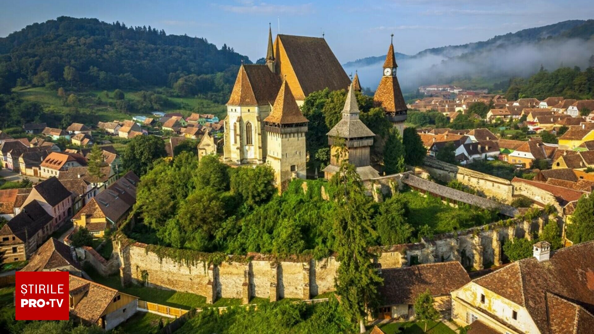 Biserica fortificată din Biertan. Aici este locul în care se împăcau ...