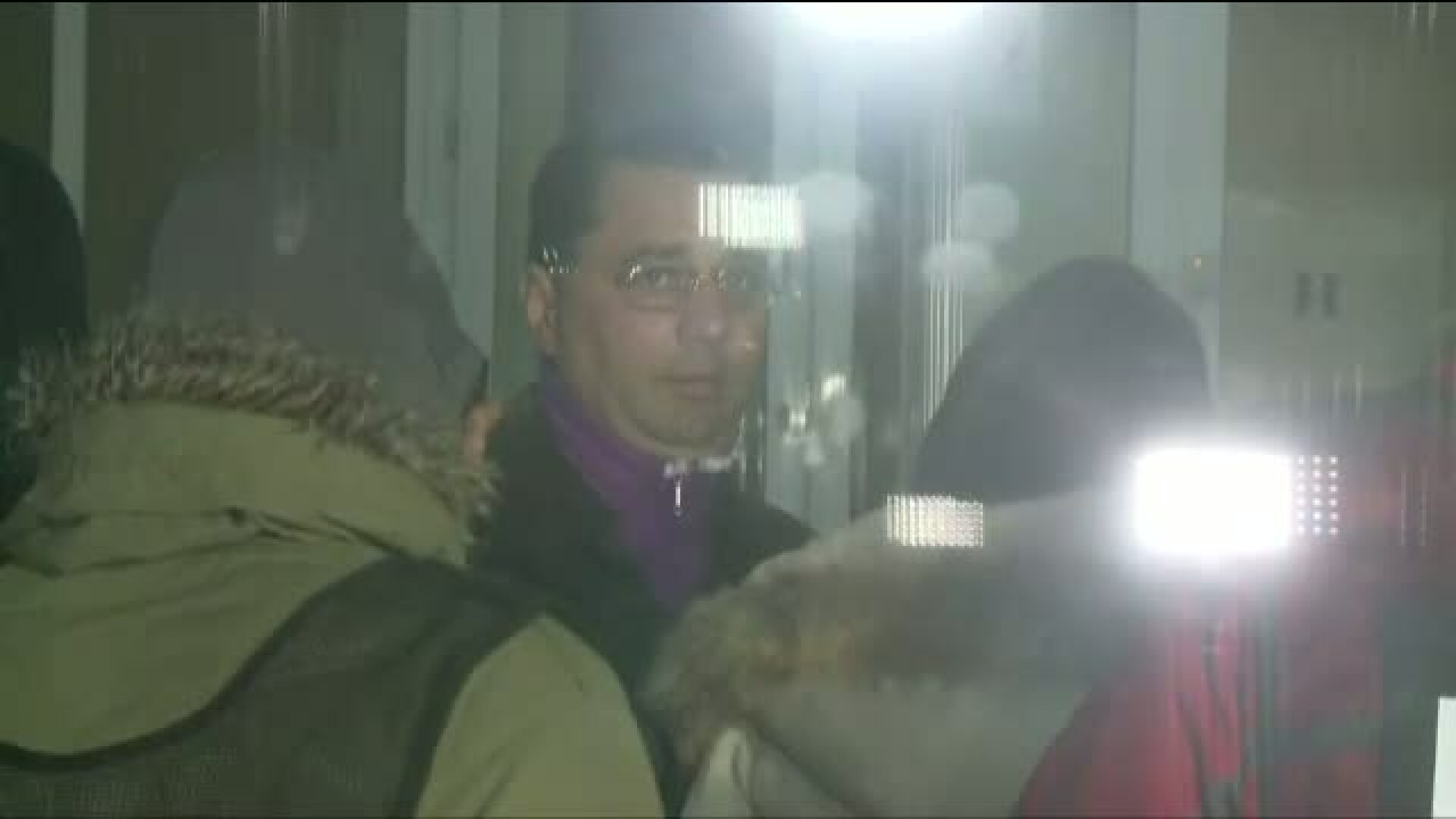 Omul de afaceri Marius Locic, dar si 2 directori BRD isi asteapta ...