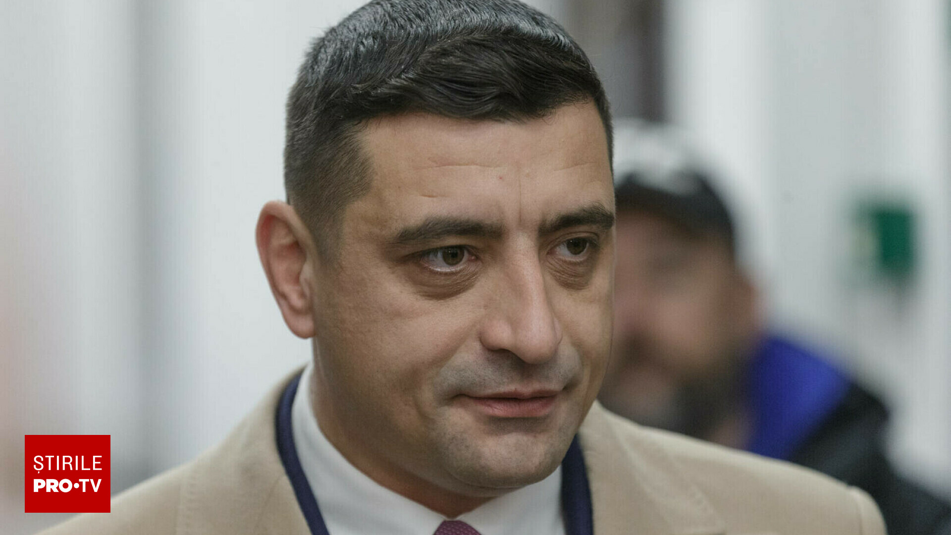 George Simion: „Nu voi candida la aceste alegeri prezidenţiale”. Președintele AUR a anunțat pe ...