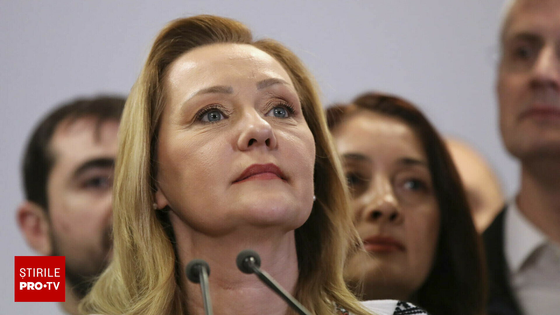 Elena Lasconi, întrebată cum ar aborda relaţia cu Donald Trump: Cu ...