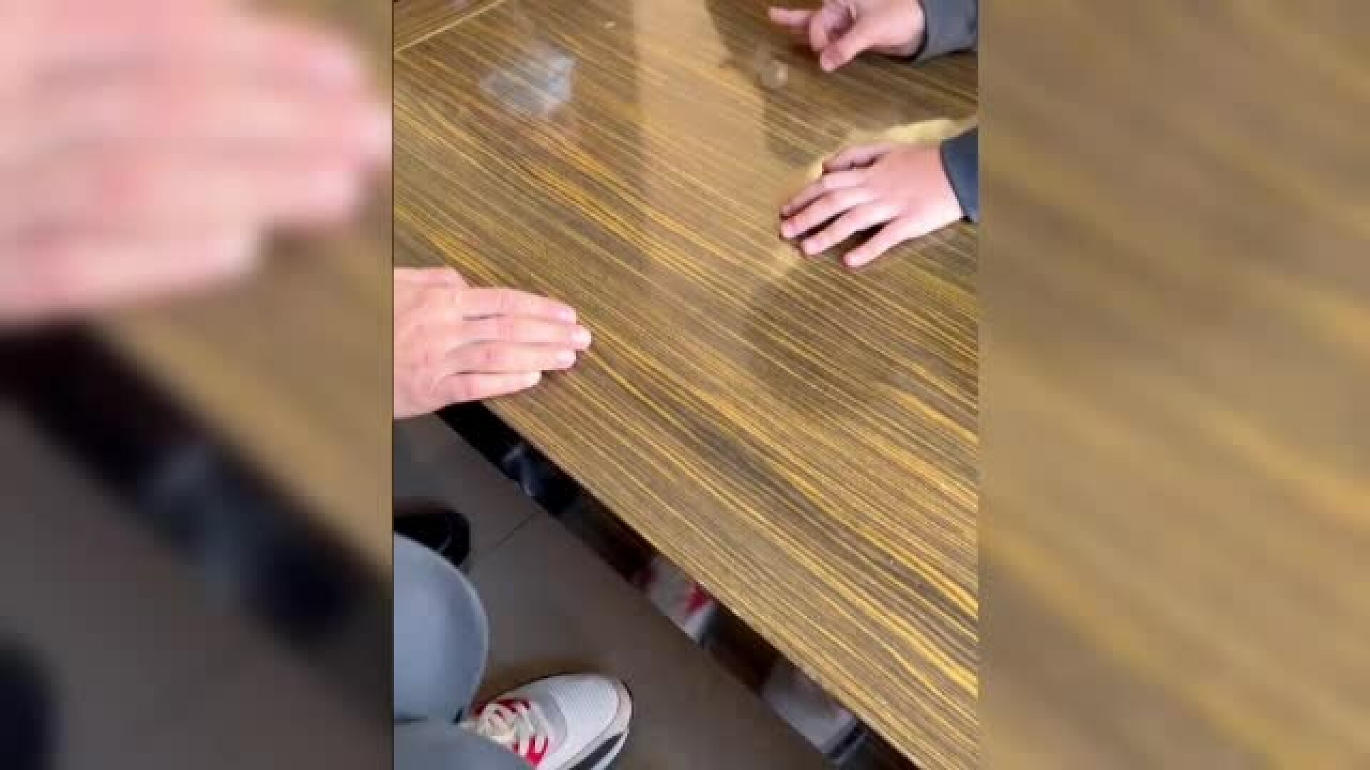 "Moneda rusească", jocul periculos care face furori printre elevi ...