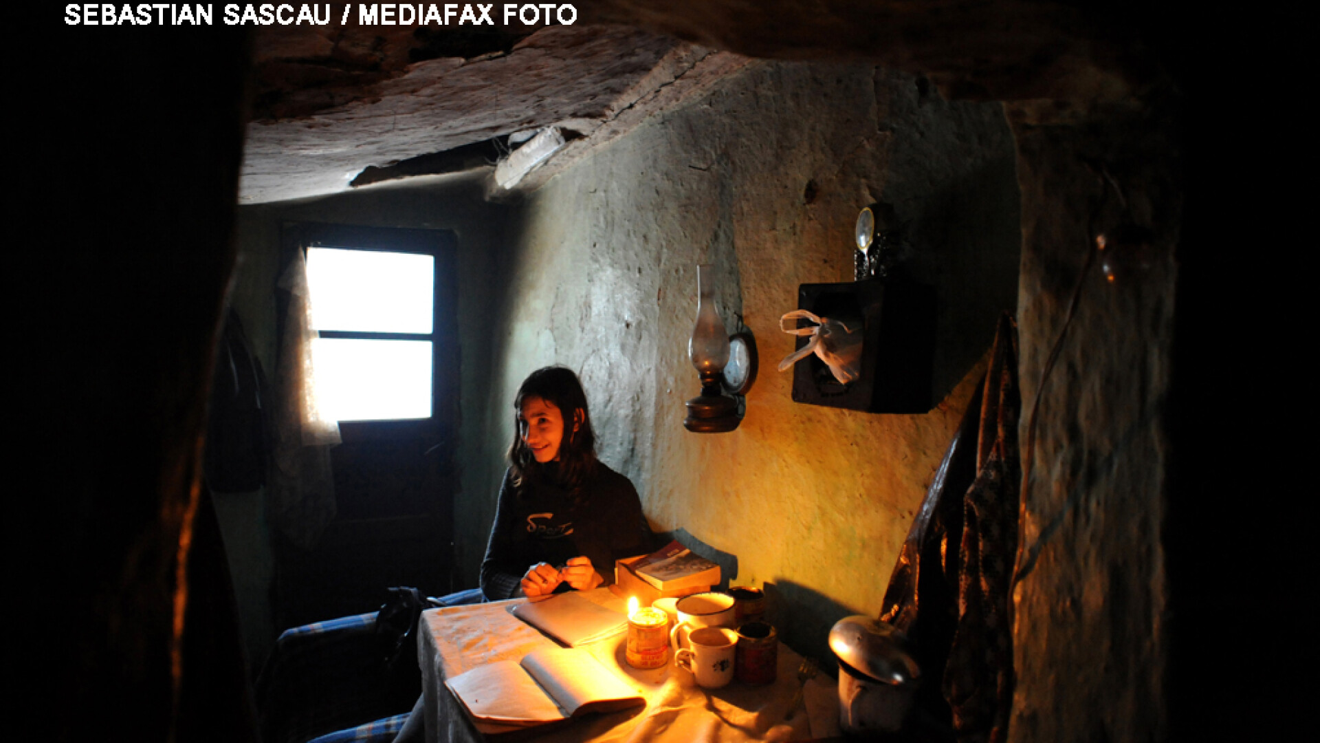 20% dintre romani sunt saraci sau traiesc la limita saraciei. Care sunt ...