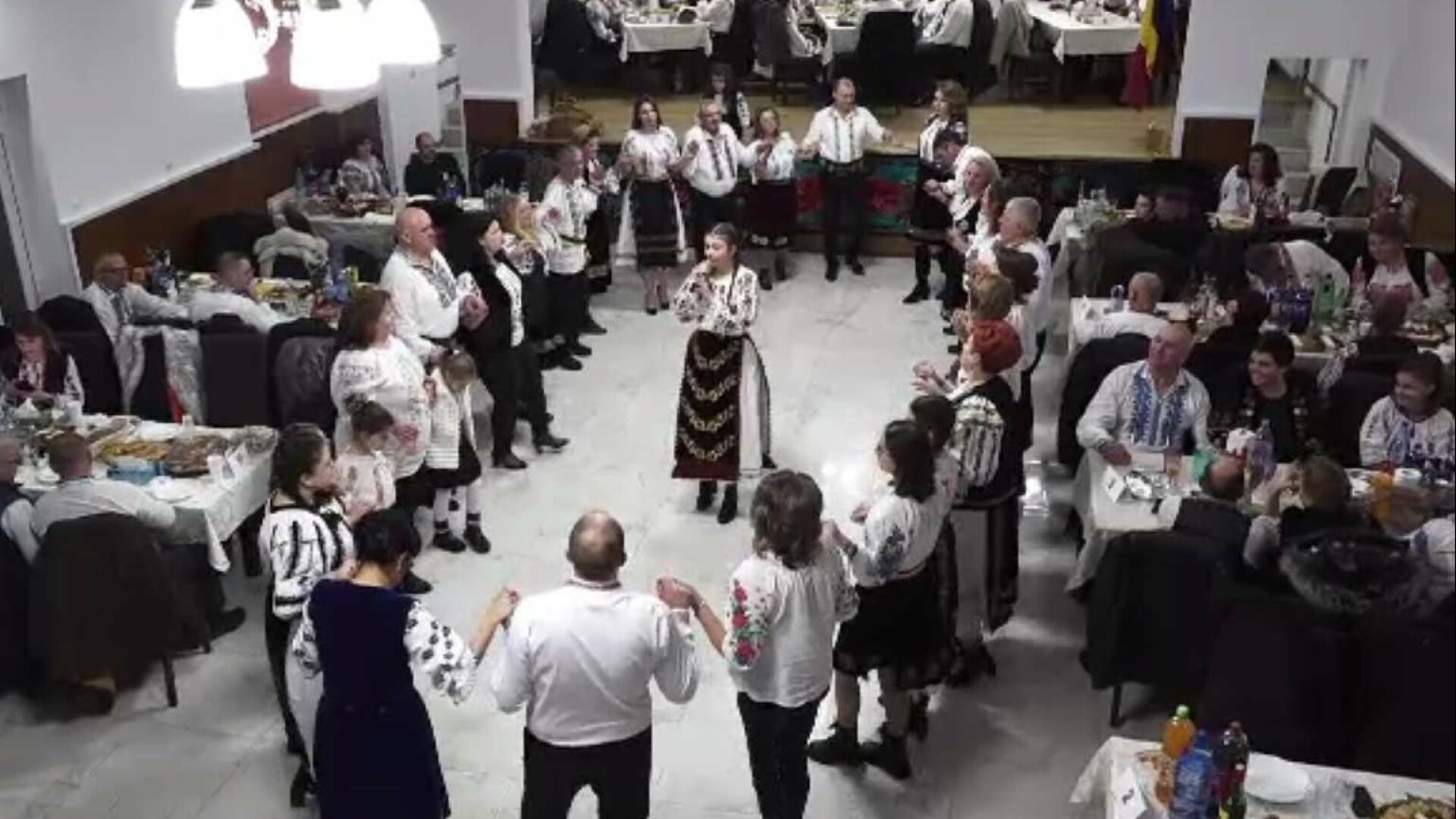 Ce este Balul Însuraților și singura localitate unde are loc. Care este ...