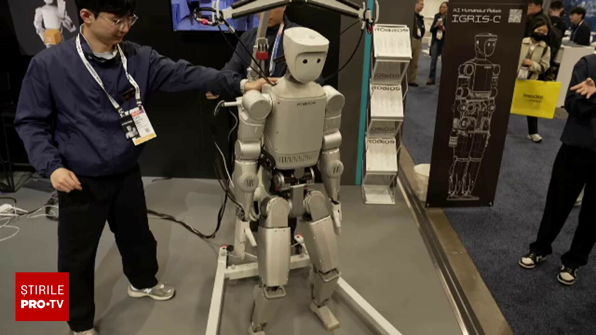 Invazie de roboți la CES 2026, în Las Vegas. Spectaculoși, dar încă ...