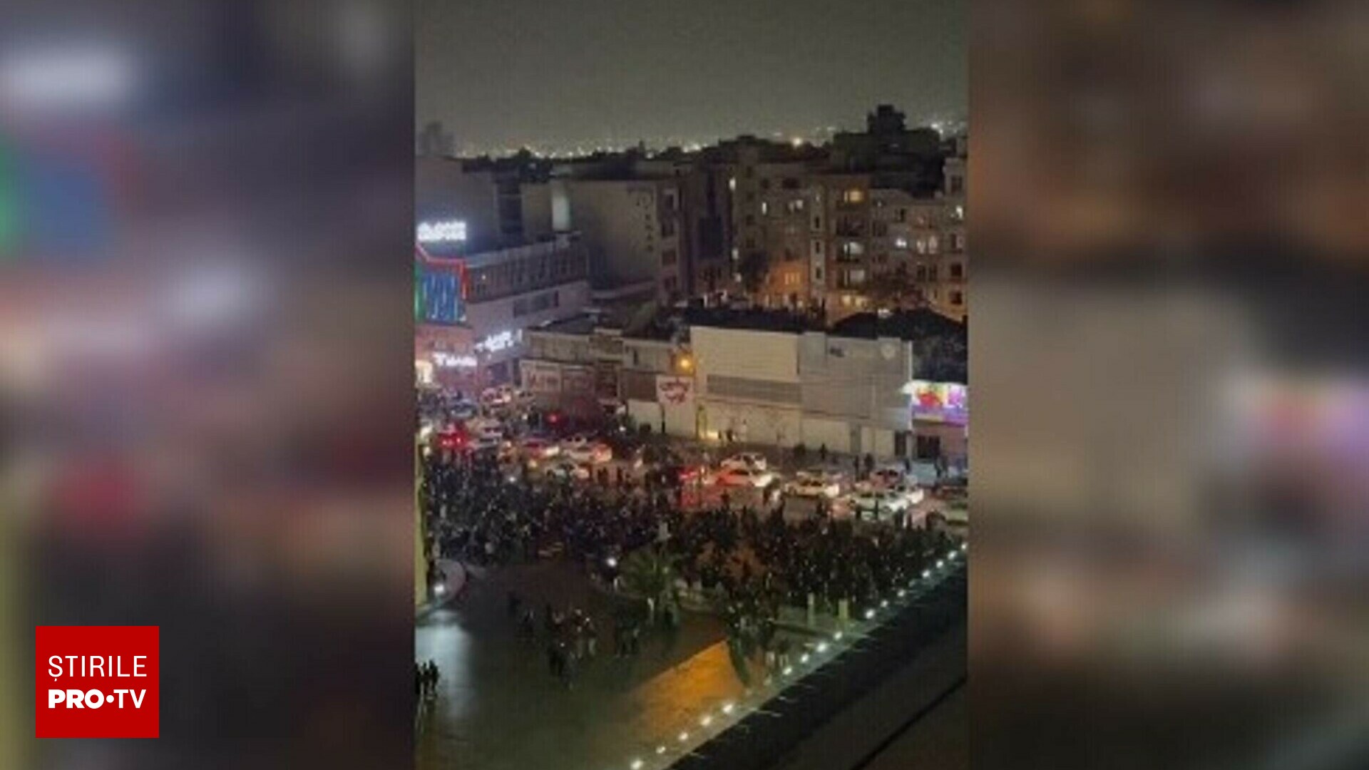 Protestele au erupt în Teheran, la apelul prințului moștenitor aflat în ...