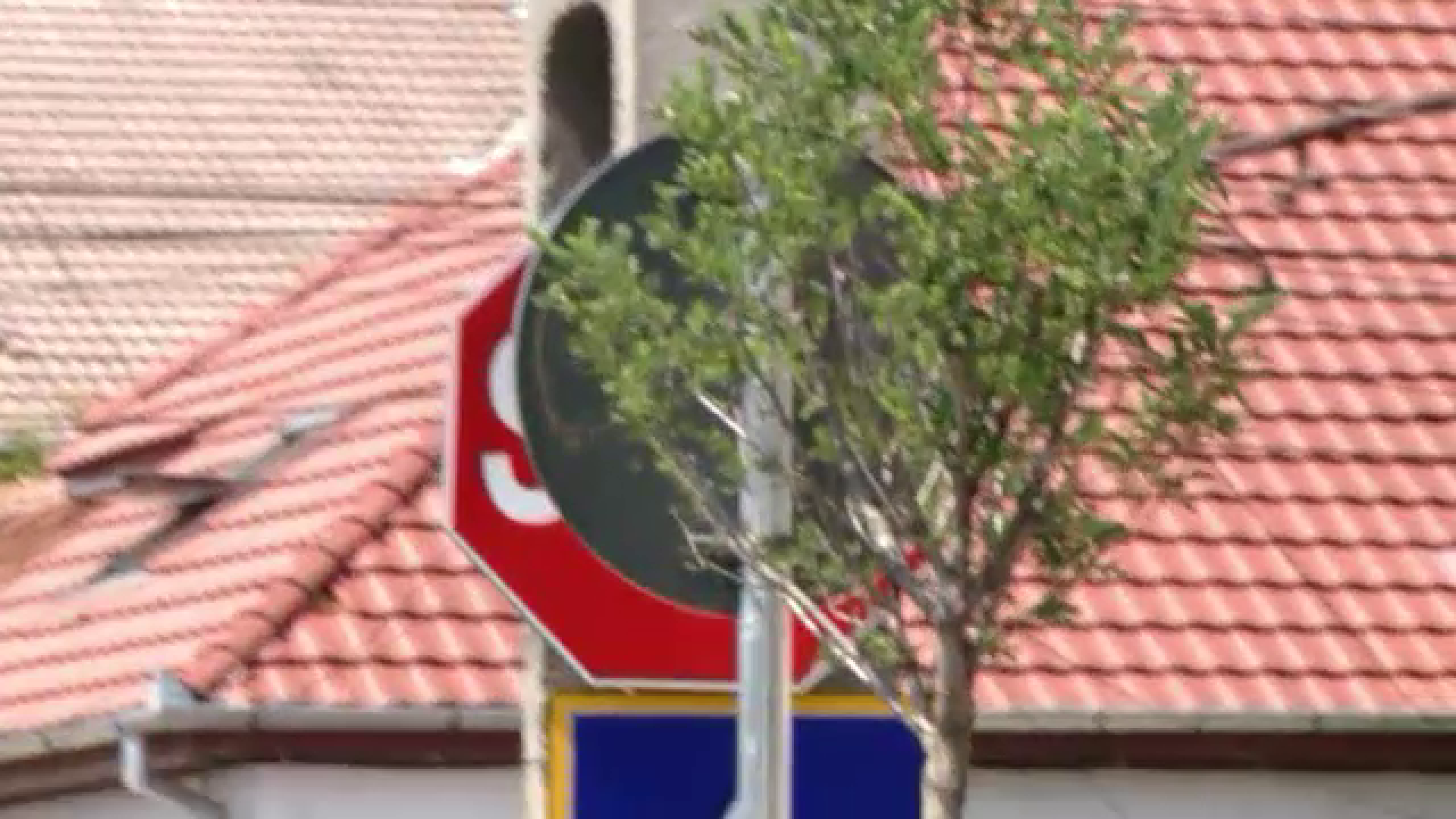 Accidente in Timisoara, din cauza unui semn de circulatie mascat de un ...