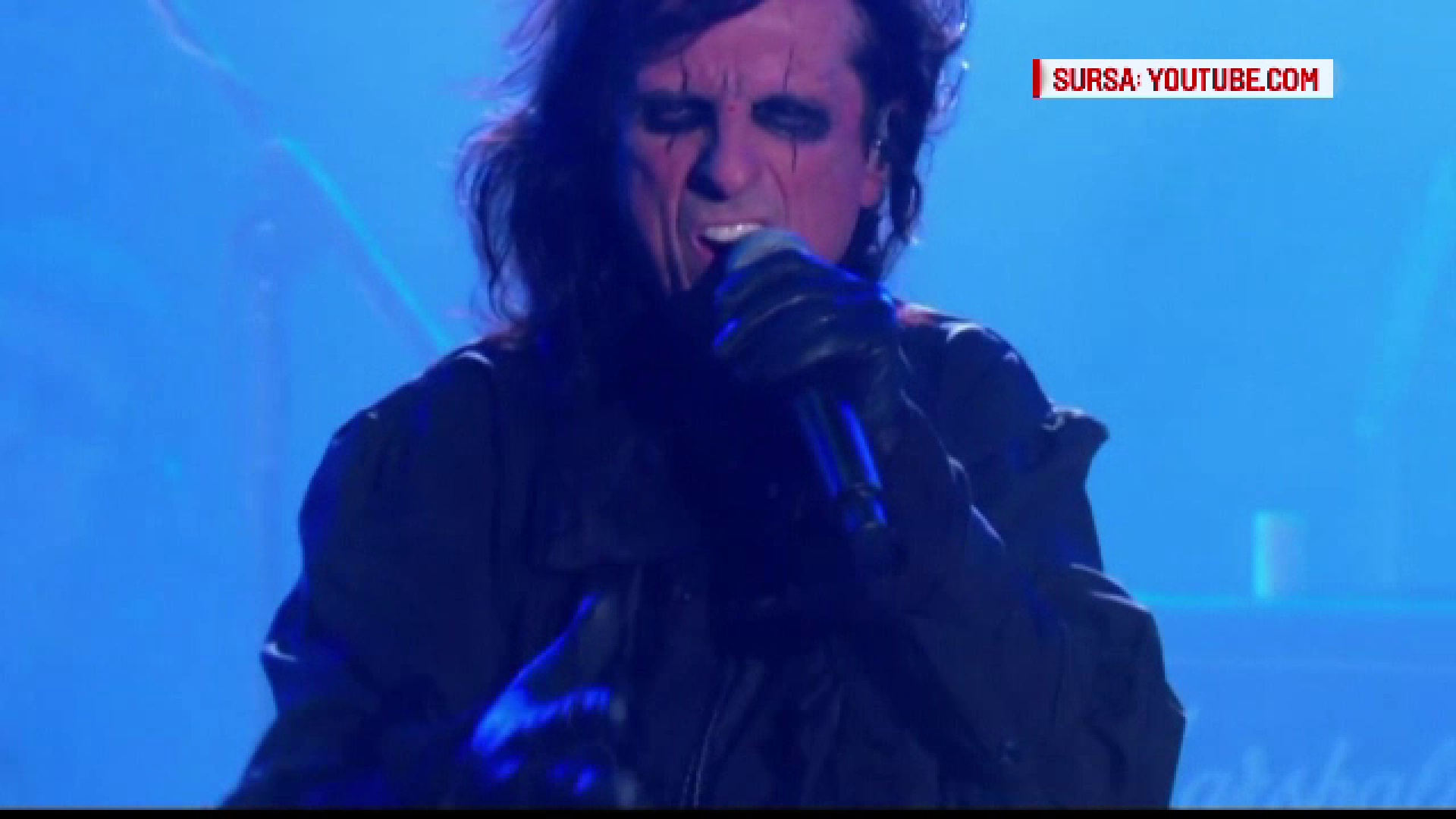 Alice Cooper a facut o descoperire importanta in depozitul sau. Un ...