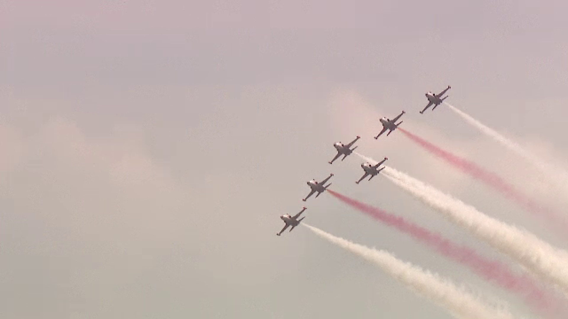 BIAS 2018. Spectacol aviatic impresionant, pe Aeroportul Băneasa. VIDEO ...