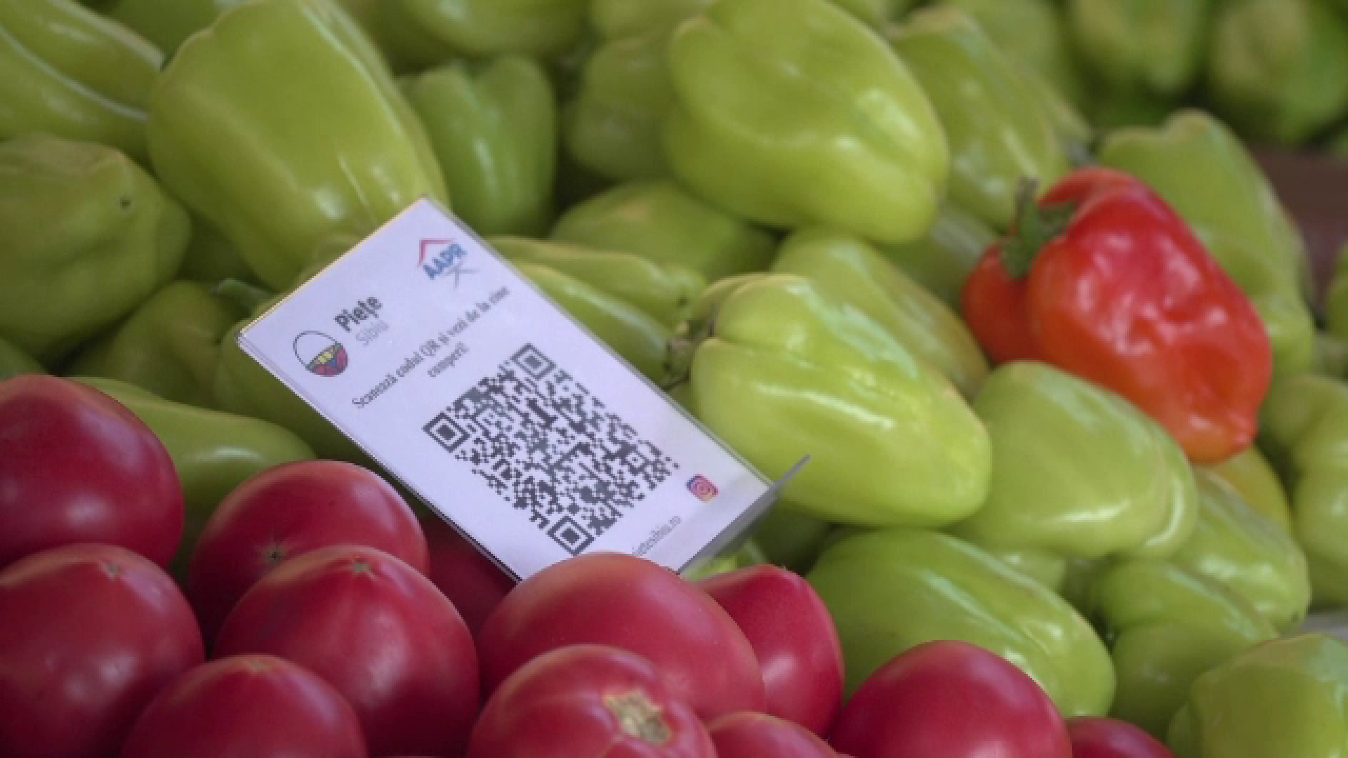 Coduri QR în mai multe piețe din România. Ce informații despre produse ...