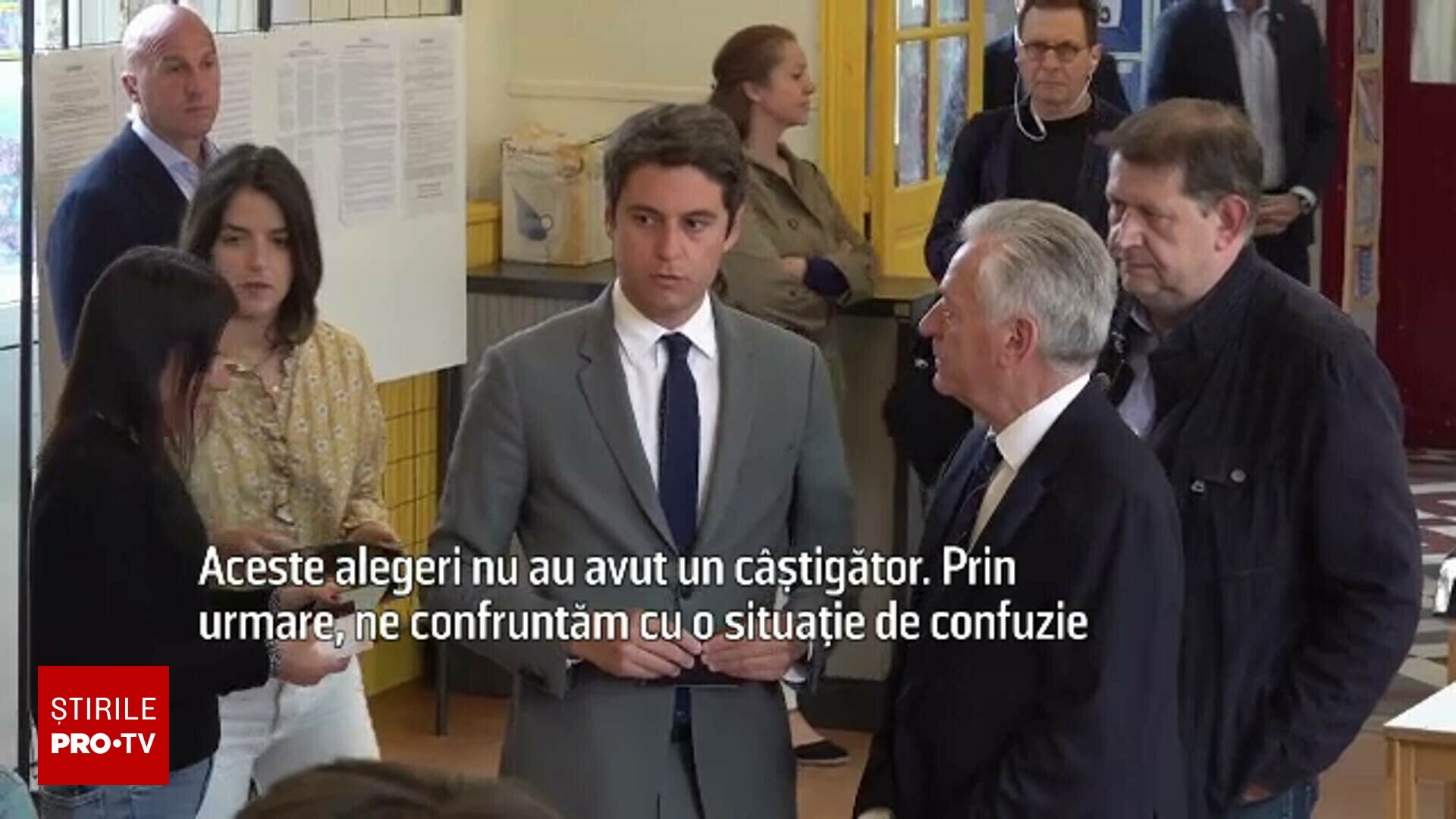 Emmanuel Macron va aștepta ca apele să se limpezească în Parlament, înainte de a desemna un nou ...