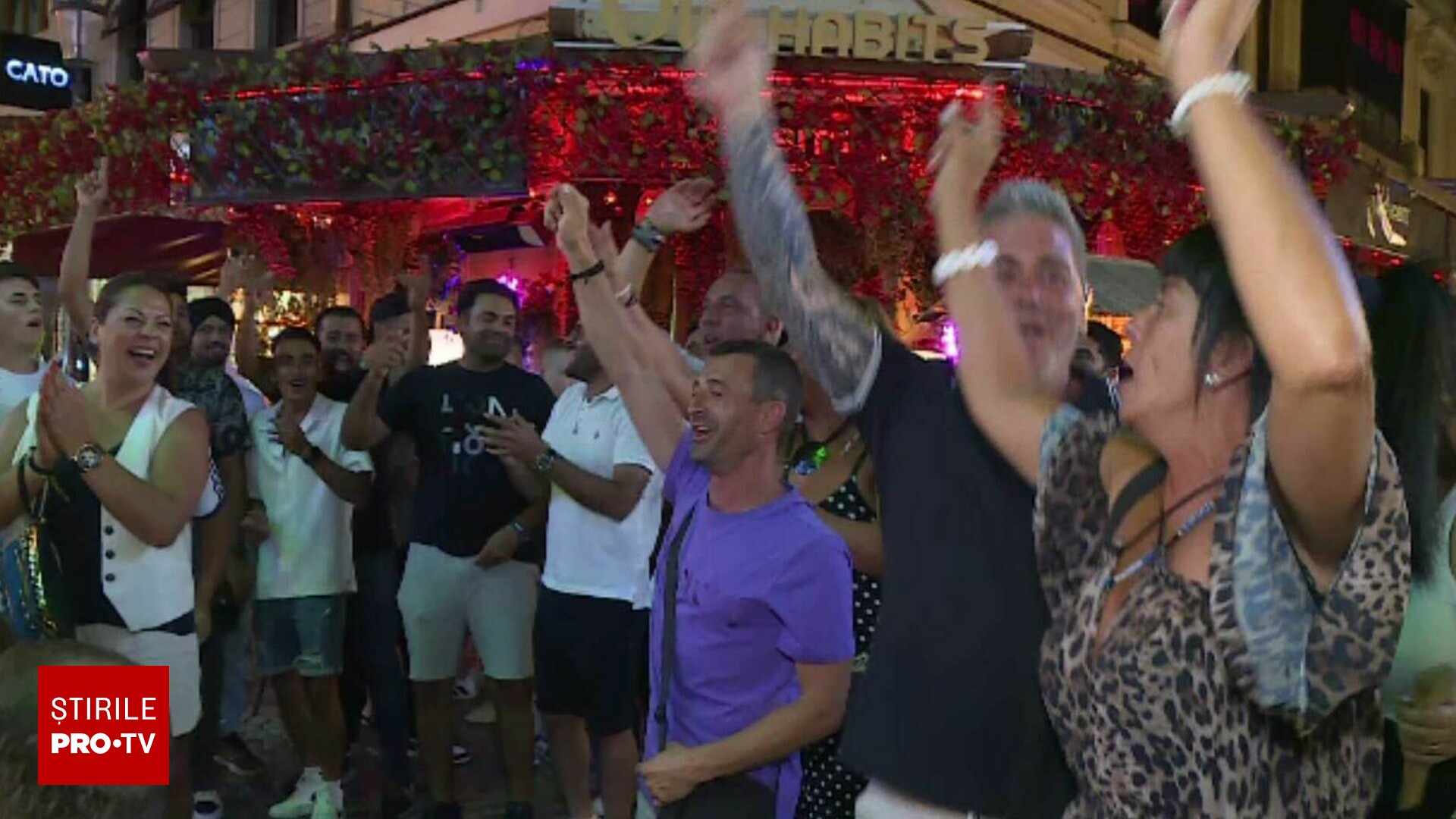 Au curs râuri de bere la meciul Spania-Anglia. Reacția unei românce ...