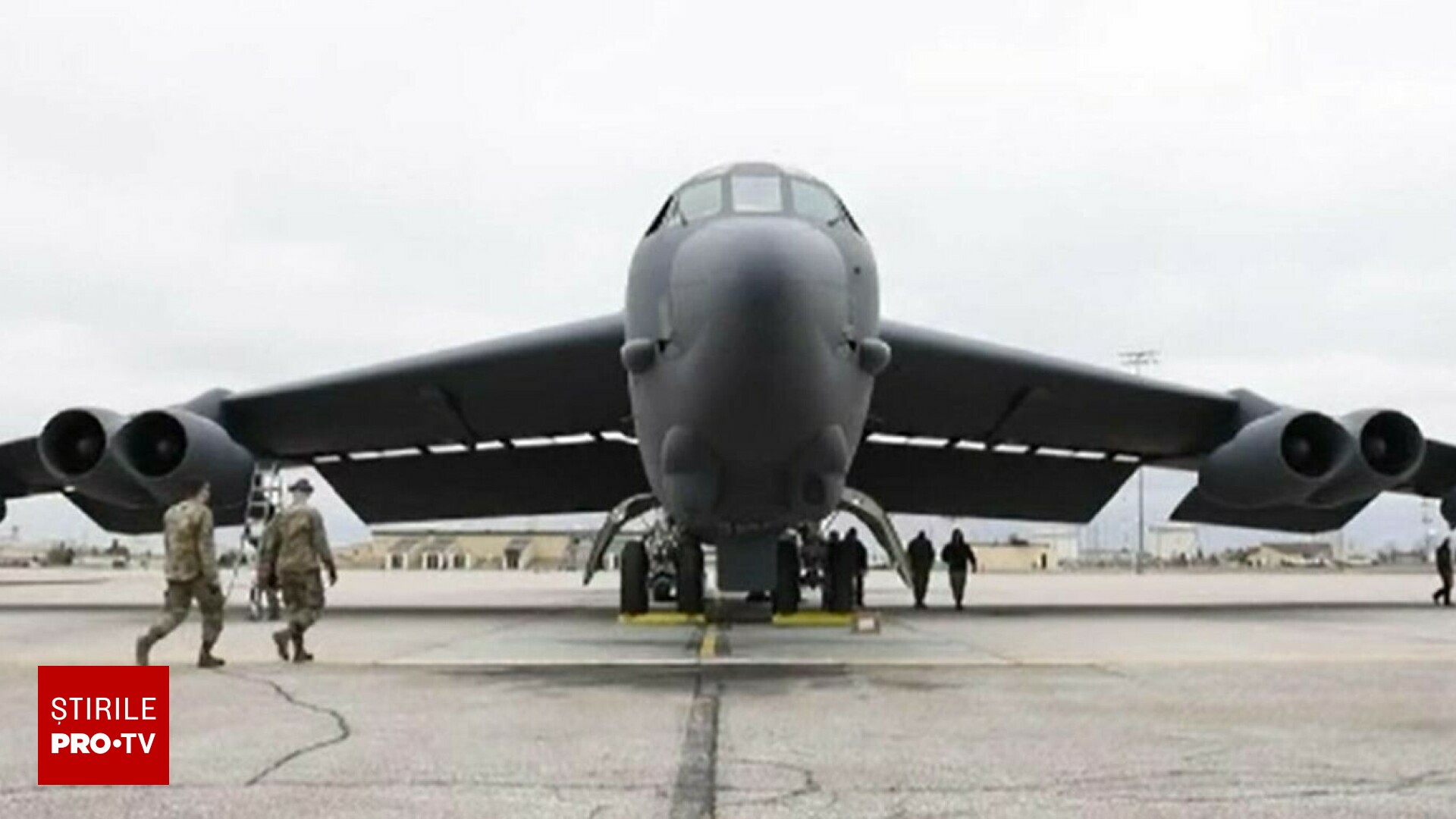 „Sunt arme de atac". Ce capabilități au bombardierele trimise de ...