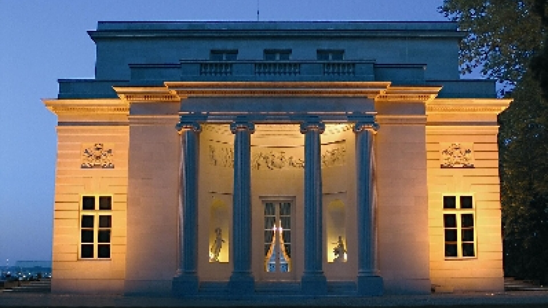 Vezi aici castelul din Franta unde se va casatori Maria Marinescu ...