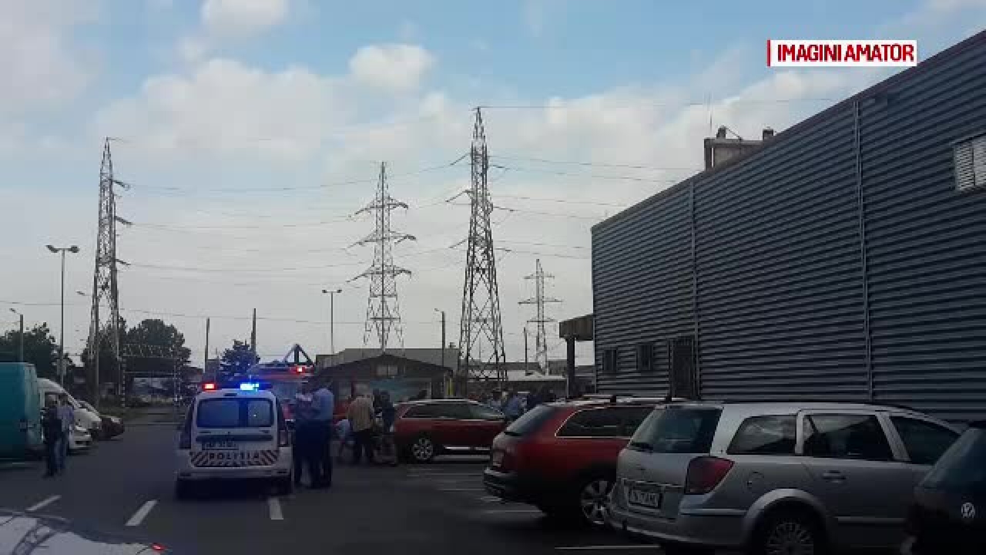 Un barbat din Timis a fost la un pas sa-si parcheze masina direct in ...