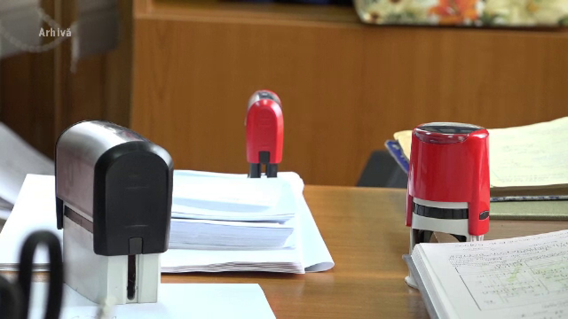 Pagubă de 2 milioane de lei pentru statul român. Sute de persoane ...