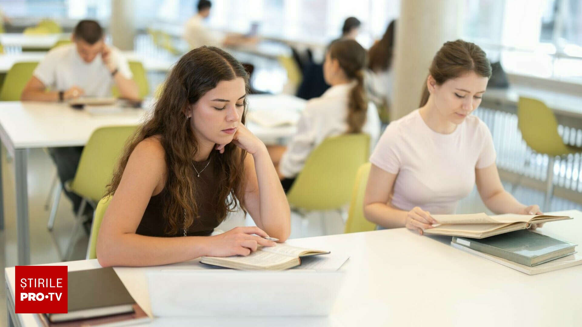 Ce pică la BAC 2025 la Economie. Subiecte, bareme și programa pentru Bacalaureat - Știrile ProTV