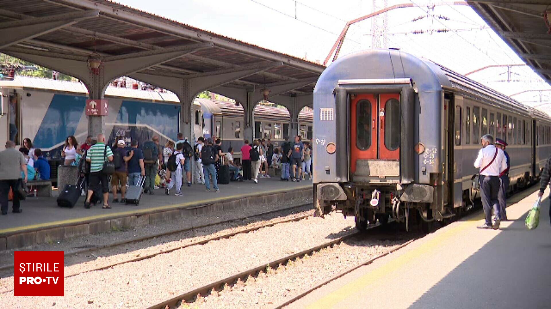 CFR, mesaje contradictorii în 48 de ore. Au avertizat că falimentează ...