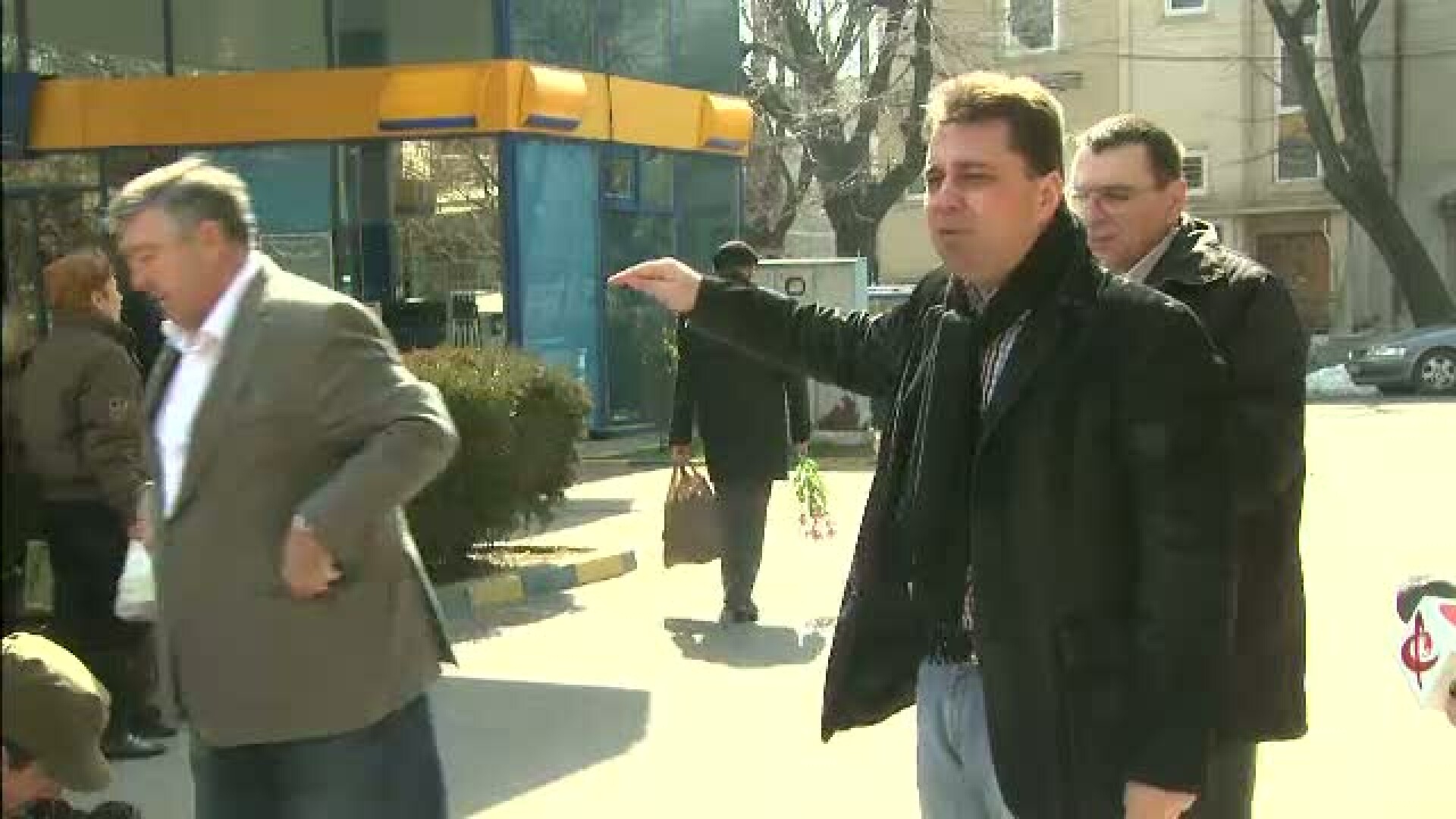Cladire detinuta de Marius Locic si Valeriu Stoica, declarata ilegala ...