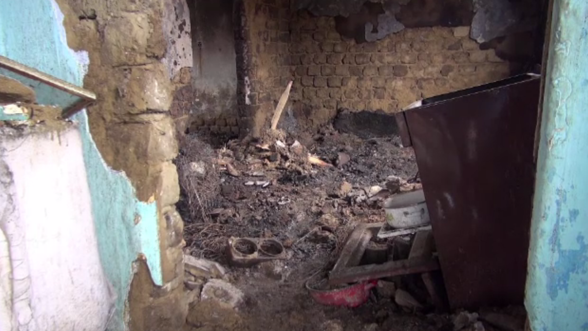 Un bărbat a ars de viu, după ce o lumânare a căzut în patul său în ...