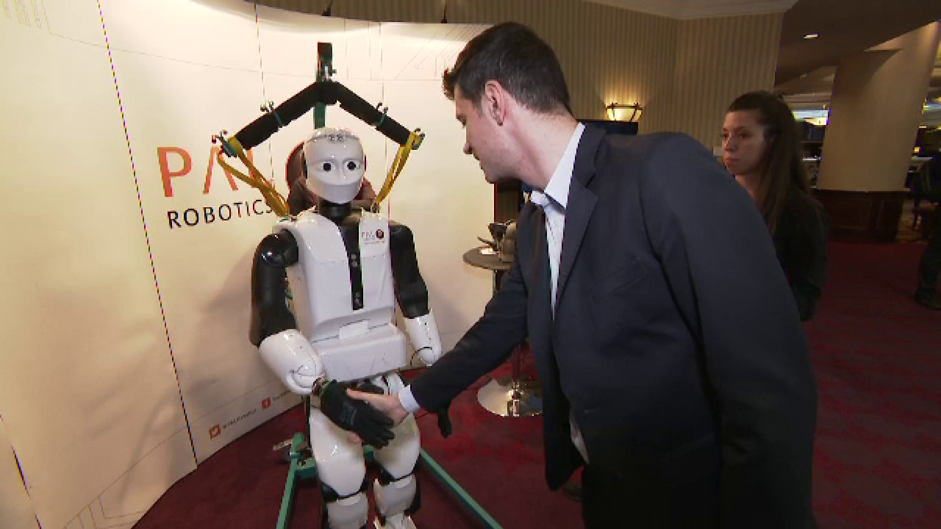 Cei mai moderni roboţi din lume, la Bucureşti. Un inventator şi-a creat ...